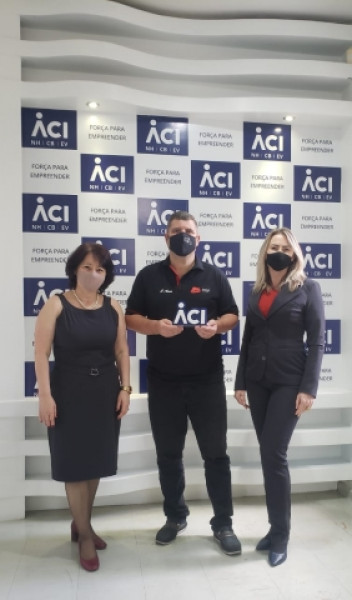 Beg Support recebe troféu da ACI pelos 15 anos de fundação